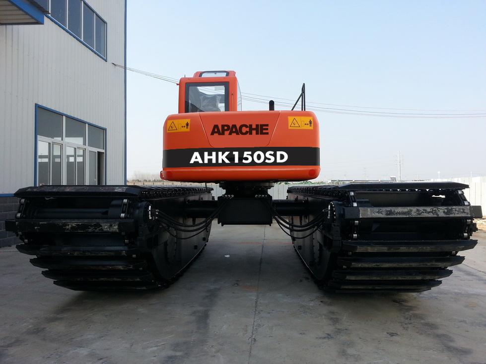 Amphibious Long Arm Mechanical Excavator with Retractable and Expandable Pontoon | APACHE ...