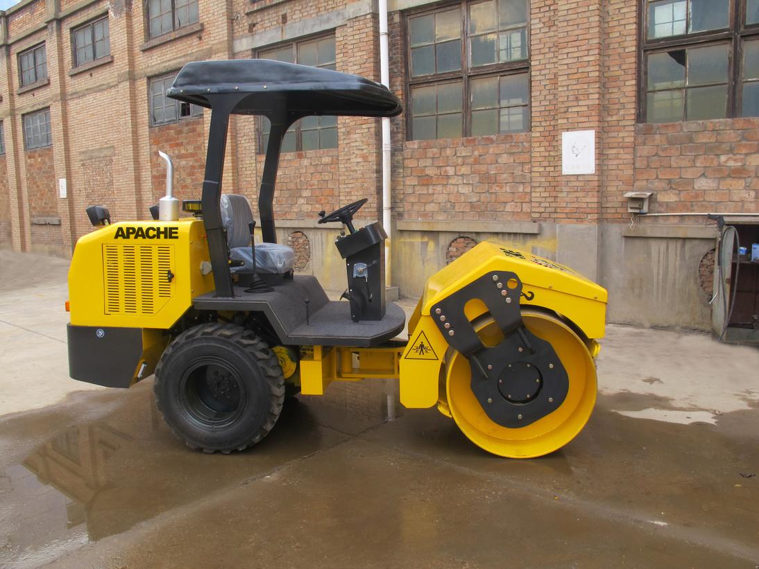 Vibratory Roller Compactor | APACHE CONSTRUCTION EQUIPMENT